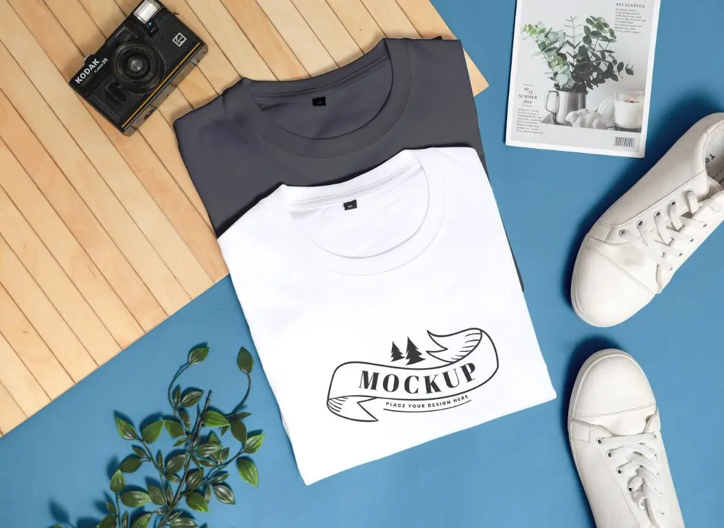Download Free Folded Men's T-shirt PSD Mockup - Free PSD Mockups