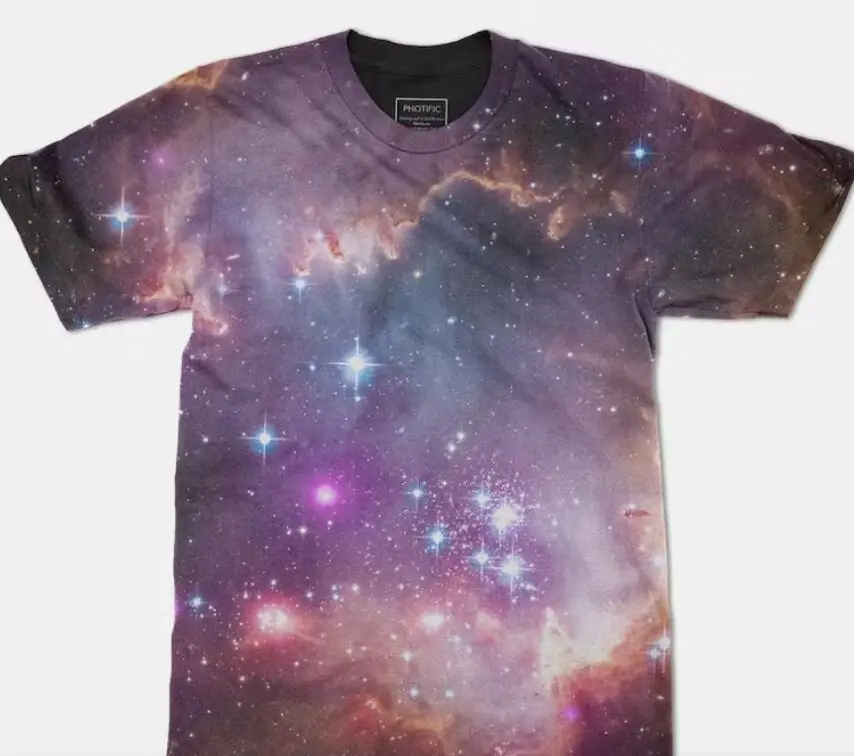 Download Free 4K Print-ready T-shirt Mockups PSD - Free PSD Mockups